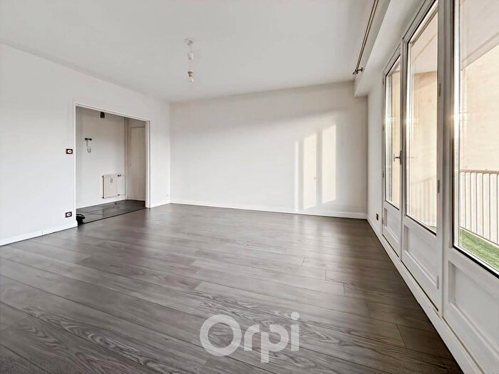 Appartement à louer - Centre-Hôtel de Ville, Limoges - 2 pièces - 1 chambre