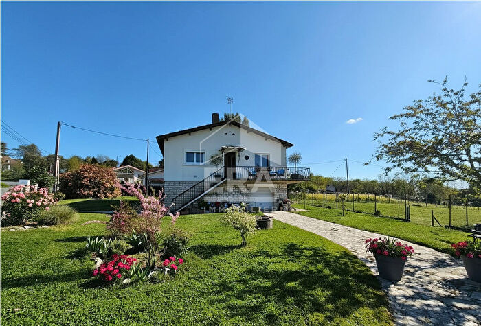 Maison 5 pièces à Montpon-Ménestérol, à vendre