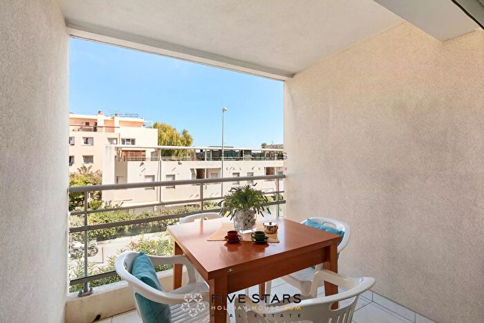 Appartement 2 pièces à Saint-Laurent-du-Var, Bord de Mer, Port de Plaisance, à vendre