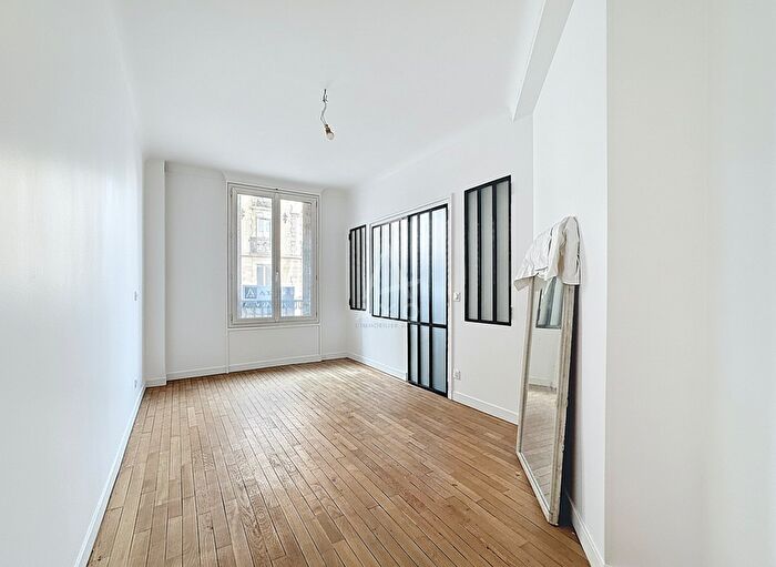 Appartement à vendre - Paris e , Simplon, Poissonniers - 2 pièces - 1 chambre