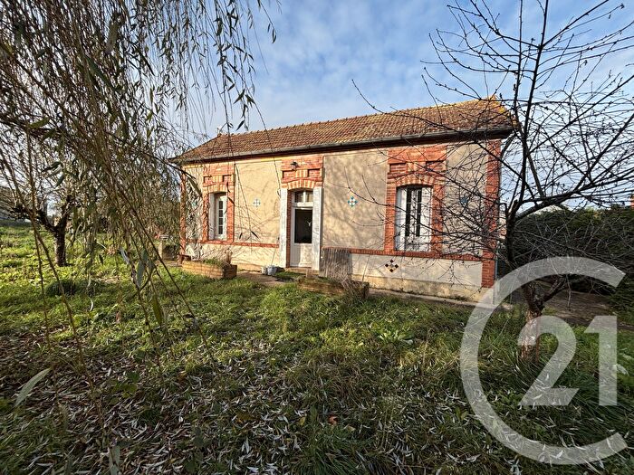 Maison à vendre - Lurcy-Lévis - 4 pièces - 2 chambres