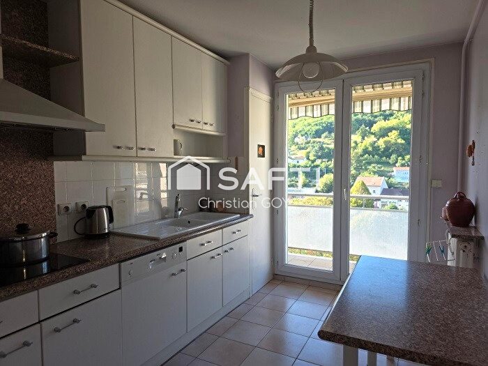 Appartement 5 pièces à vendre - Bourgoin-Jallieu, Centre-ville, Pont Saint-Michel