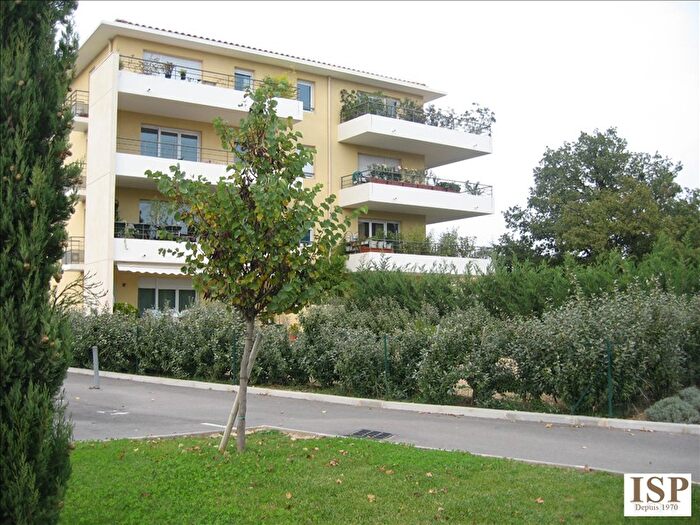 Appartement 3 pièces à louer à Aix-en-Provence, Les Milles
