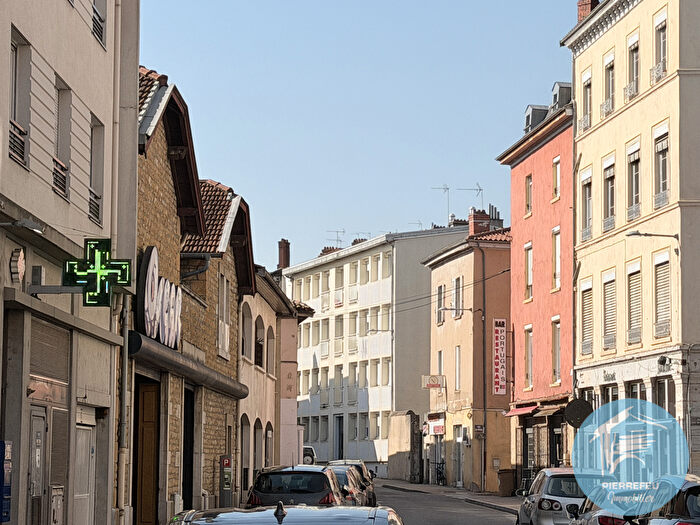 Appartement à vendre - Villefranche-sur-Saône, Centre-ville - 4 pièces - 3 chambres