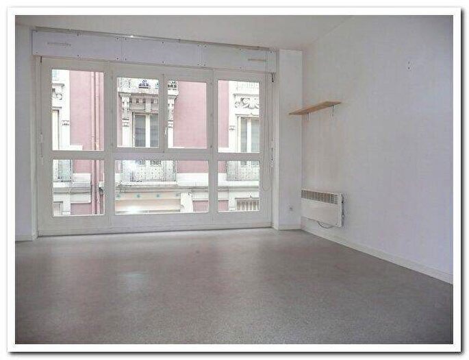 Appartement 1 pièce à Championnet-Caserne de Bonne, Grenoble, à louer