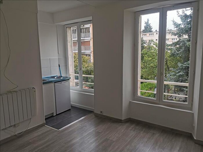 Appartement 1 pièce à louer à Melun, Rive de Seine, Sud