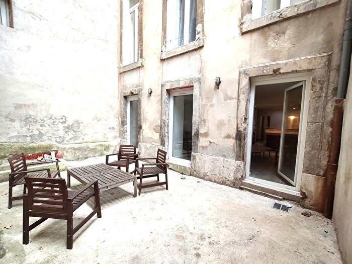 Appartement 1 pièce à Marseille 1er, Saint-Charles, à louer