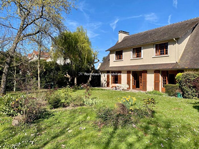 Maison 8 pièces à vendre à Bougival