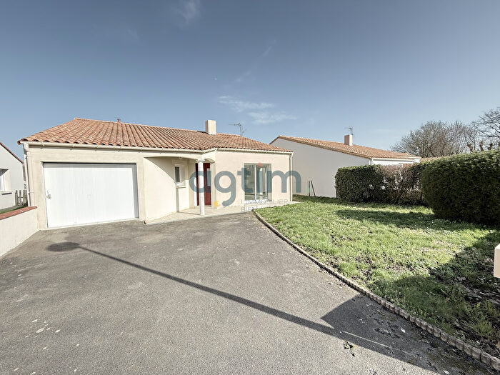 Maison à louer - Les Essarts - 3 pièces - 2 chambres