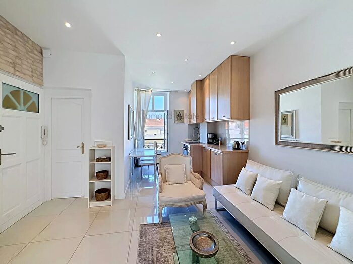 Cannes, Petit Juas - Appartement 3 pièces à vendre
