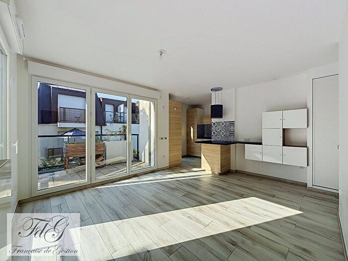 Appartement 2 pièces à louer à Ernest Renan-Chataigneraie, Sèvres