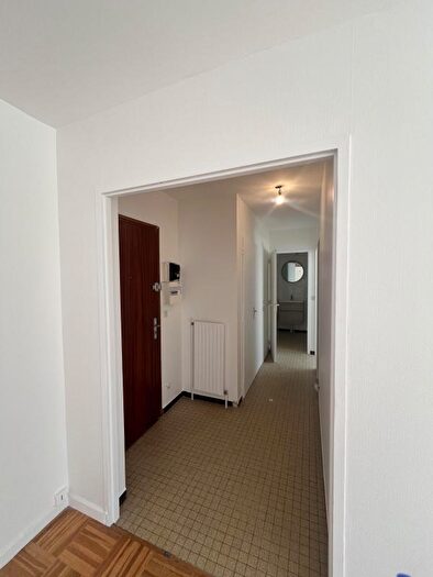 Villeurbanne, République, Tolstoi - Appartement 2 pièces à louer