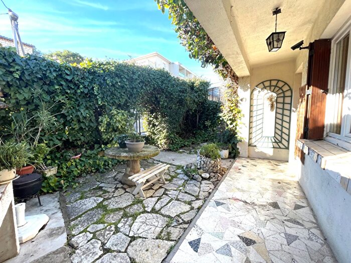 Maison à vendre - Cavaillon, Docteur Ayme, Ratacans, Les Vignères, Saint-Jacques - 4 pièces - 3 chambres