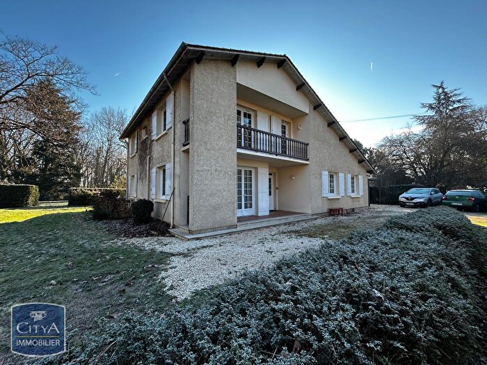 Maison à vendre - Bergerac, La Madeleine, Naillac, Cavaille, Aéroport - 8 pièces - 6 chambres