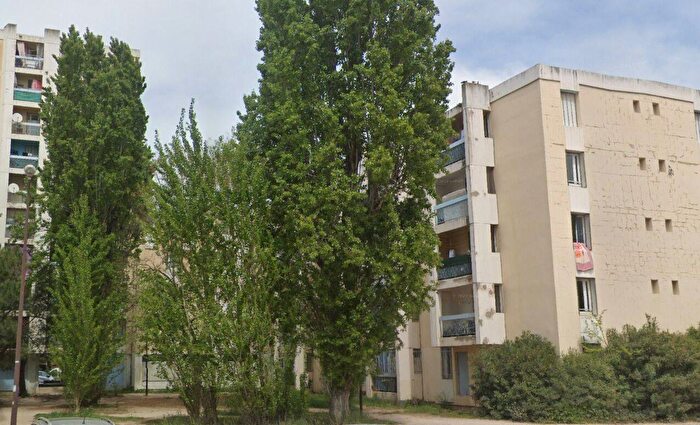 Fontcouverte, Avignon - Appartement 4 pièces à louer