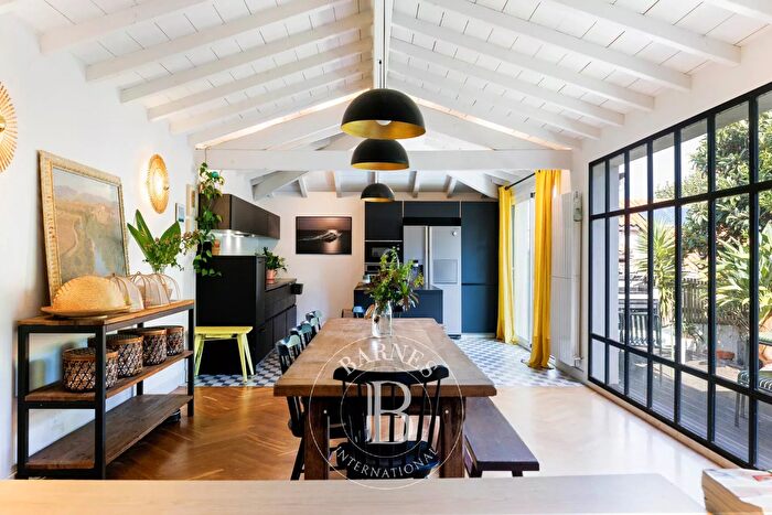 Maison à vendre - Biarritz, Saint-Charles, Phare, Larochefoucauld - 7 pièces - 5 chambres