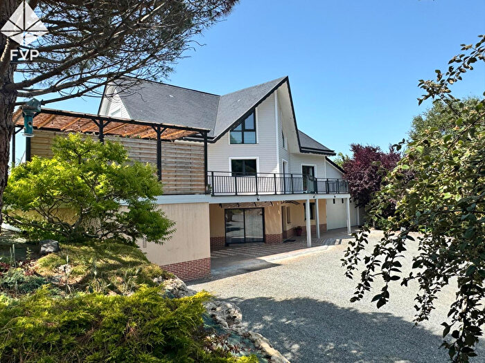 Rouxmesnil-Bouteilles - Maison 6 pièces à vendre