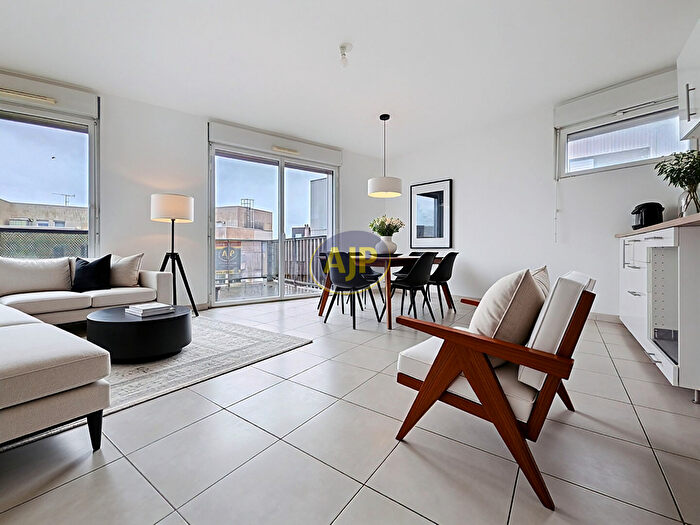 Appartement à vendre - Nantes, Nantes Erdre, La Beaujoire, Saint-Joseph de Porterie - 3 pièces - 2 chambres