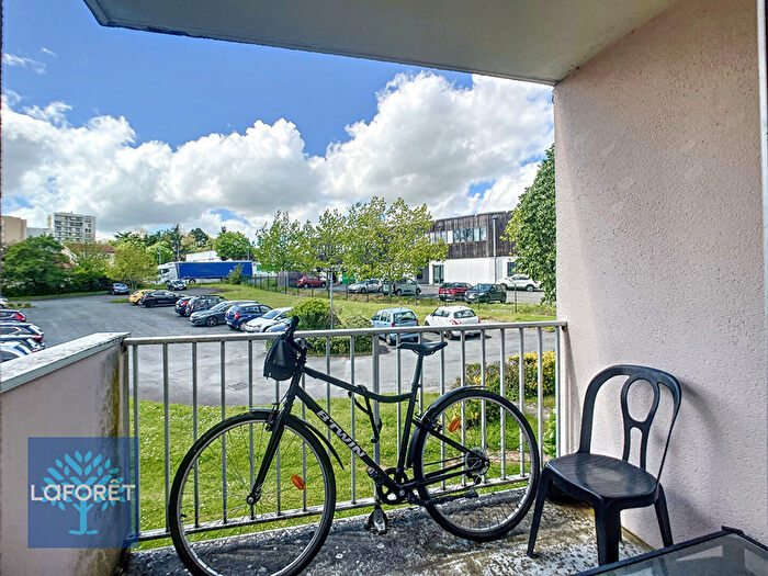 Appartement à louer - Cholet, Choletière - 1 pièce - 1 chambre