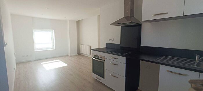 Appartement à louer - Feurs - 3 pièces - 2 chambres