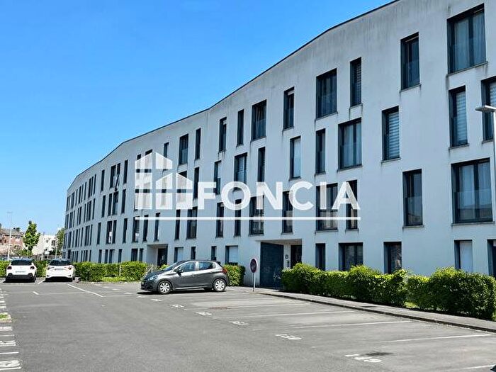 Appartement à louer - Saint Sauveur, Arras - 1 pièce