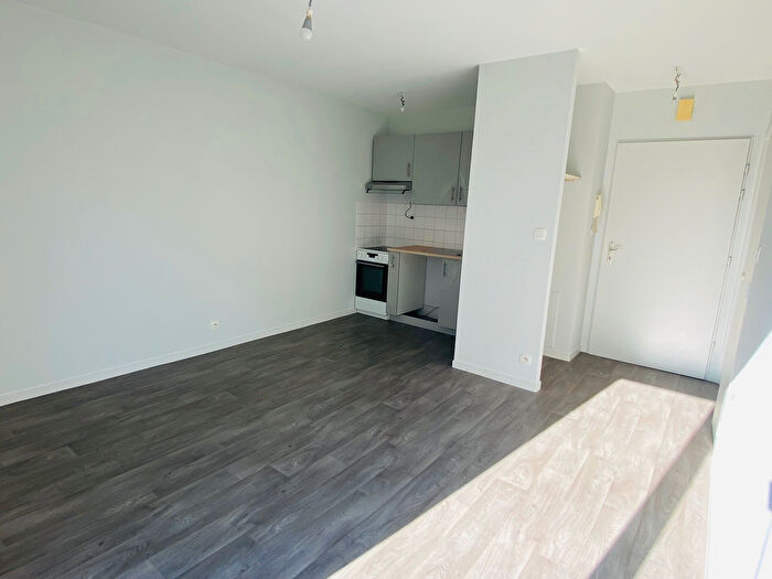 Retiers : Appartement 2 pièces à louer