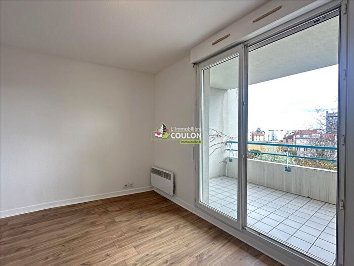 Appartement à louer - Clermont-Ferrand, Herbet, Brezet, Saint-Jean - 1 pièce