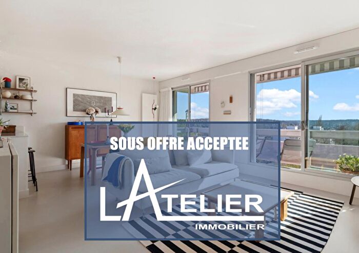 Appartement à vendre - Mareil-Marly - 4 pièces - 3 chambres