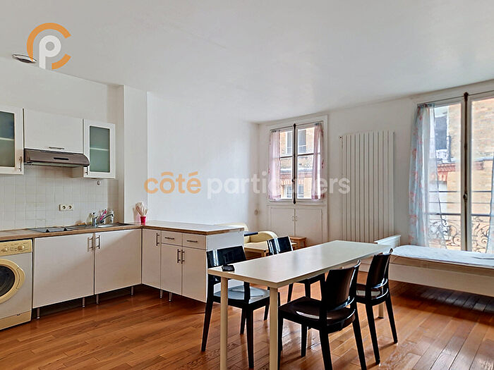 Paris 8ème, Saint-Philippe du Roule : Appartement 2 pièces à vendre