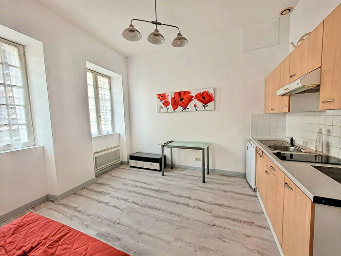 Appartement à vendre - La Rochelle, Centre-ville, Vieux-port, Marché - 2 pièces - 1 chambre