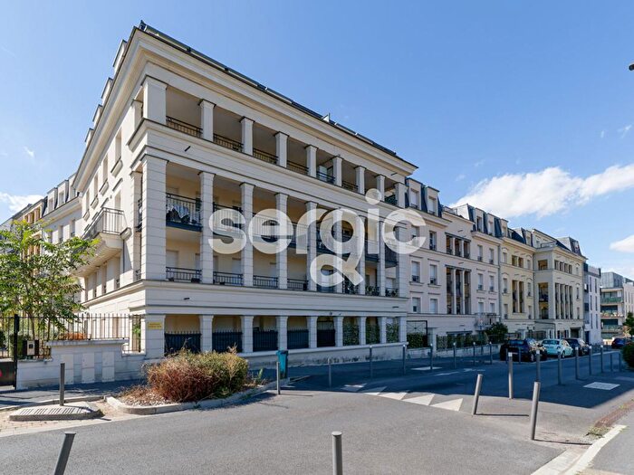 Appartement 4 pièces à vendre - Reims, Europe, Chemin Vert