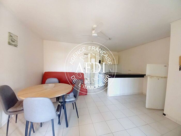 Appartement à louer - Fort-de-France - 2 pièces - 1 chambre