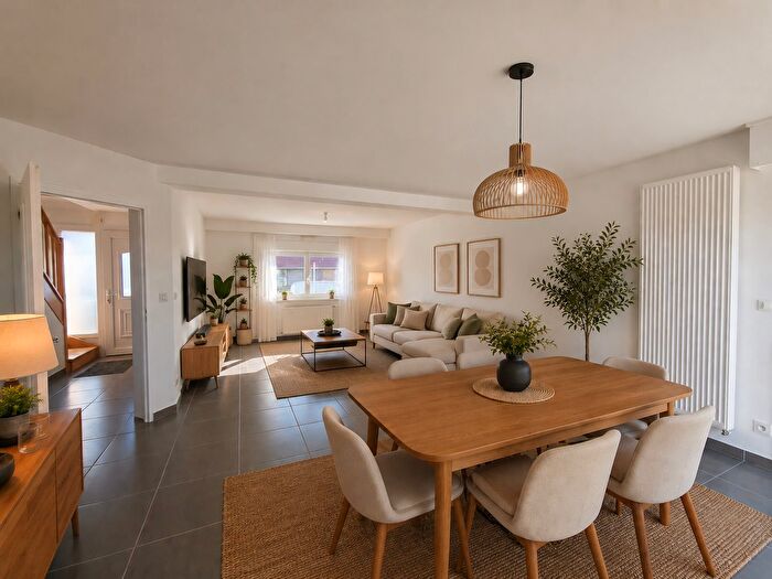 Maison 7 pièces à Méteren, à vendre