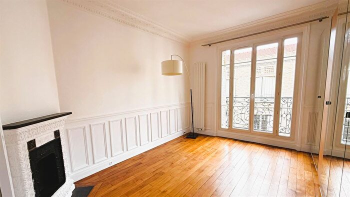Appartement à vendre - Clamart, Centre-ville - 3 pièces - 2 chambres