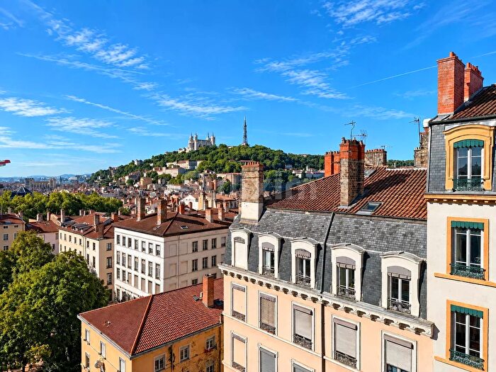 Appartement 4 pièces à vendre à Lyon 1er, Haut, Coeur des Pentes