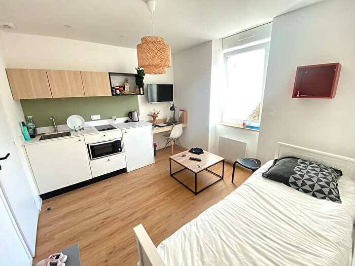 Appartement à louer - Lambézellec, Brest - 1 pièce - 1 chambre
