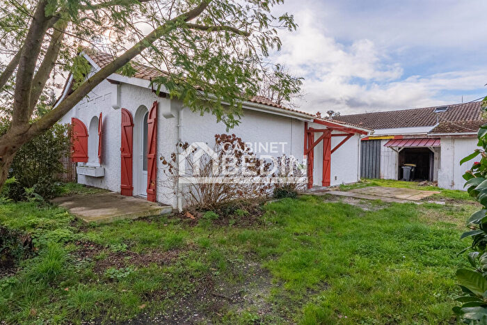 Maison à vendre - Arès - 7 pièces - 5 chambres