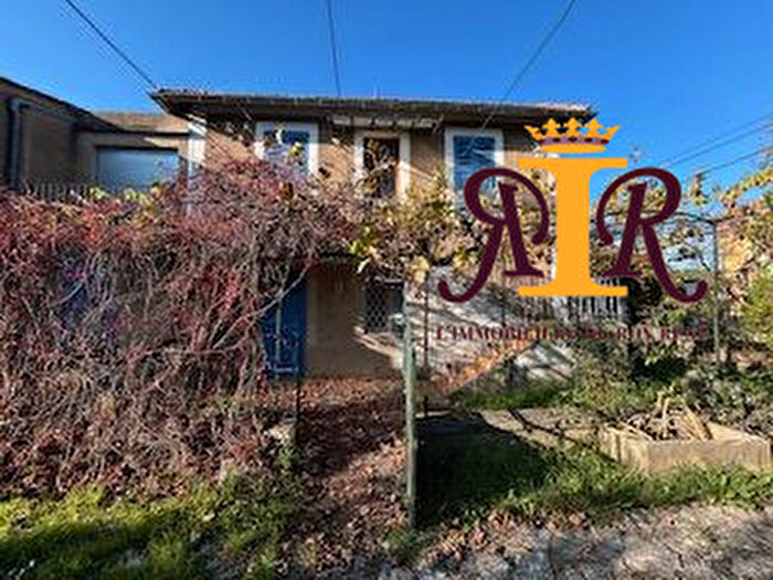 Maison à vendre - Apt - 6 pièces - 4 chambres