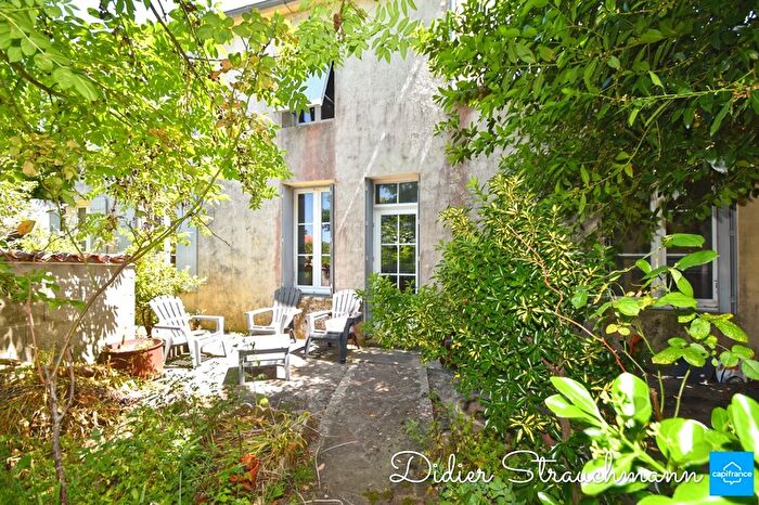 Maison 6 pièces à Ciré-d'Aunis, à vendre