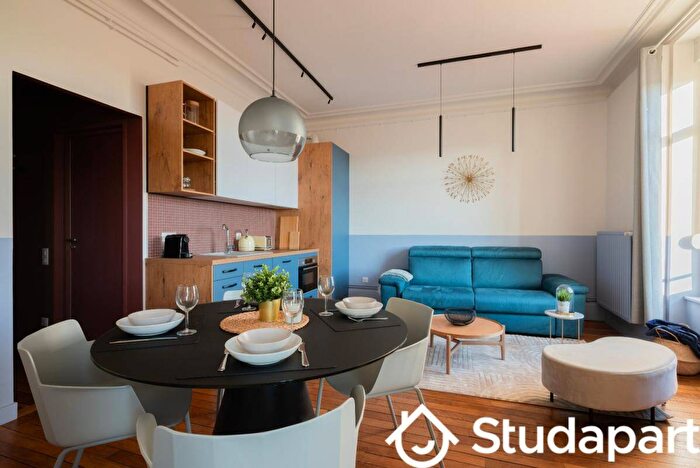 Appartement à louer - Poincaré-Foch-Anatole France, Nancy - 2 pièces - 1 chambre