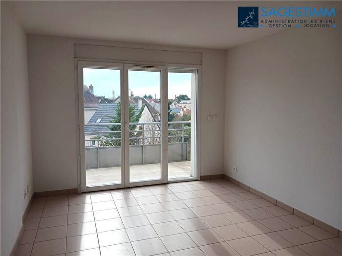Appartement à louer - Fleury-les-Aubrais - 2 pièces - 1 chambre