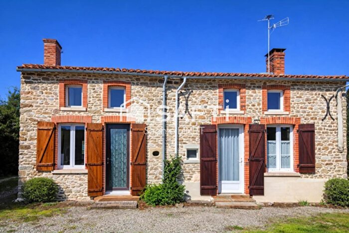 Maison à vendre - Bussière-Poitevine - 5 pièces - 3 chambres
