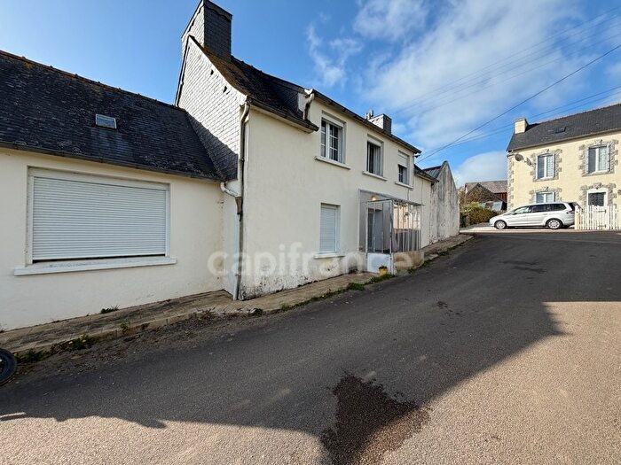 Maison 5 pièces à vendre à Poullaouen