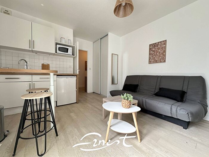 Trois Cités, Poitiers - Appartement 1 pièce à louer