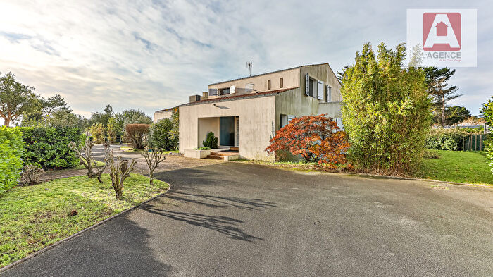 Maison à vendre - Bretignolles-sur-Mer - 12 pièces - 7 chambres