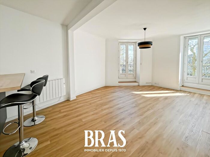 Appartement à louer - Nantes, Saint-Clément, Jardin des plantes, Caserne Lamoricière - 2 pièces - 1 chambre