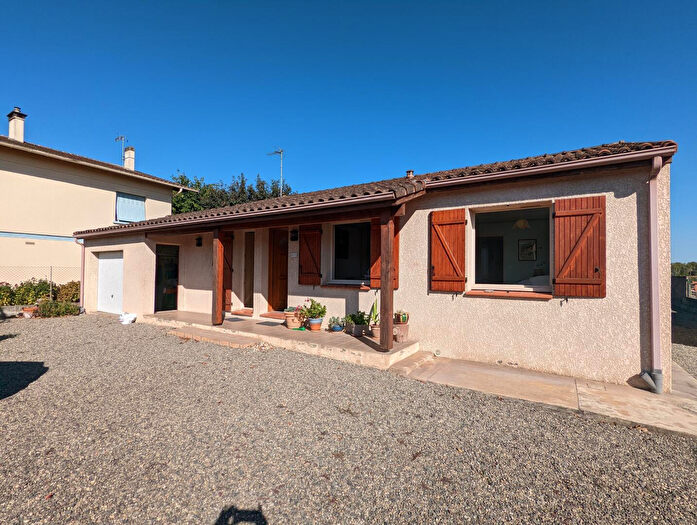 Maison à vendre - Martres-Tolosane - 4 pièces - 3 chambres