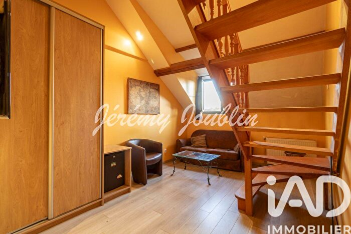 Appartement 1 pièce à Neuville-sur-Oise, à louer