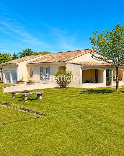 Maison 5 pièces à Pérignac, à vendre