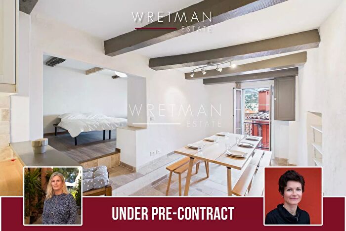 Appartement à vendre - Menton, Hôtel de Ville, Vieille Ville, Musée, Madone, Carnolès - 2 pièces - 1 chambre